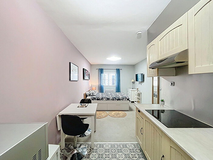 Avignon, Magnanen, Teinturiers : Appartement 1 pièce à vendre
