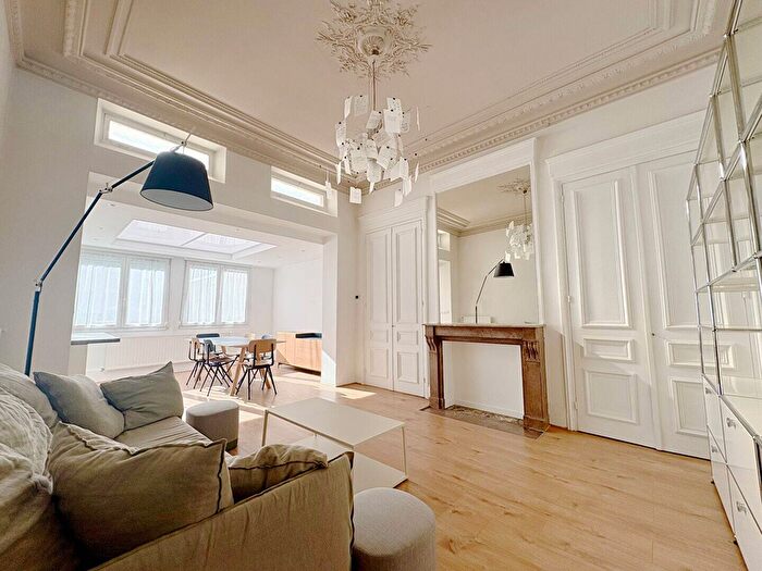 Appartement à louer - Wazemmes, Lille - 2 pièces - 1 chambre