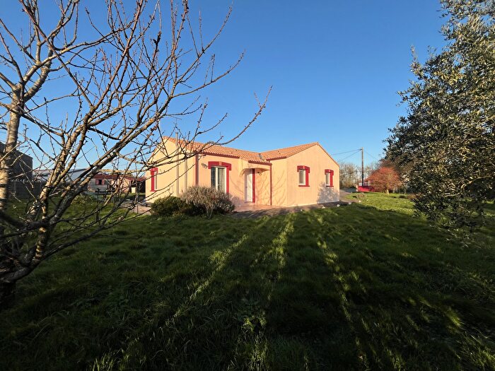 Maison à vendre - Sainte-Pazanne - 5 pièces - 4 chambres