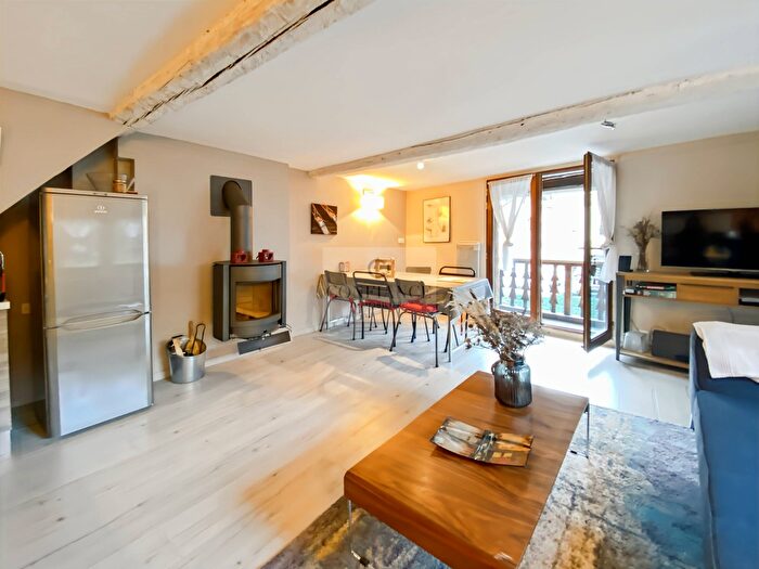 Appartement à vendre - Saint-Étienne-de-Tinée - 3 pièces - 2 chambres