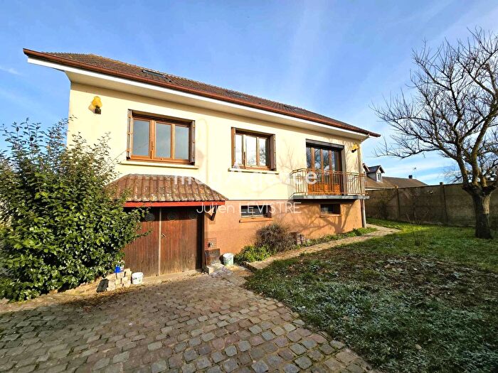 Maison à vendre - Fontenay-sur-Eure - 5 pièces - 4 chambres