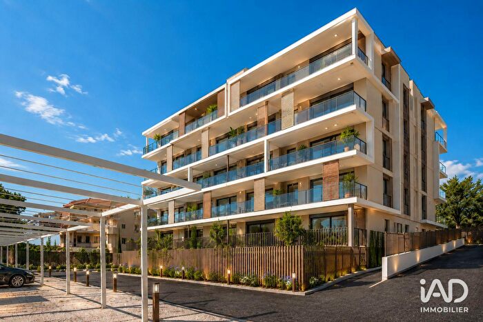 Antibes, Antibes-les-Pins, Trianon, Le Fournel, Peyregoue : Appartement 4 pièces à vendre