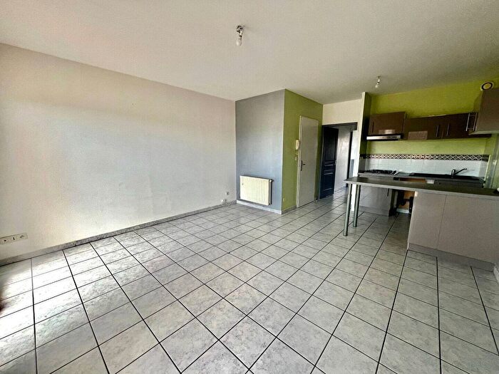 Appartement à louer - Montbernier, Bourgoin-Jallieu - 2 pièces - 1 chambre