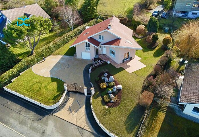 Maison à vendre - Publier - 5 pièces - 4 chambres