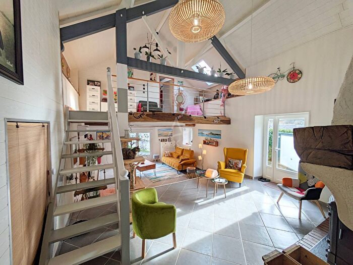 Maison à vendre - Mauléon-Licharre - 5 pièces - 3 chambres