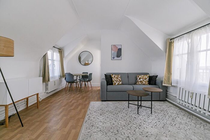 Appartement 2 pièces à louer - Asnières-sur-Seine, Bécon, Bourguignons