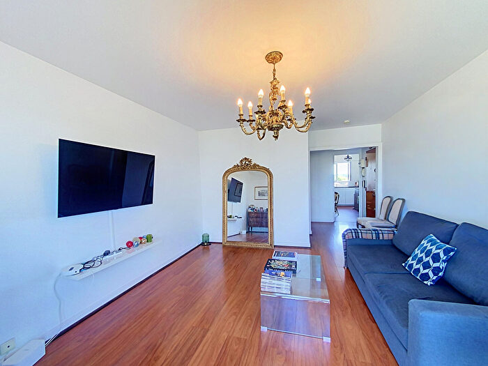 Saint-Maur-des-Fossés, Adamville : Appartement 2 pièces à vendre