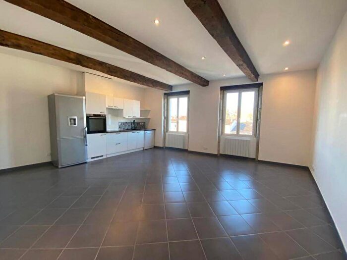 Appartement à louer - Centre Ville, Castres - 4 pièces - 3 chambres