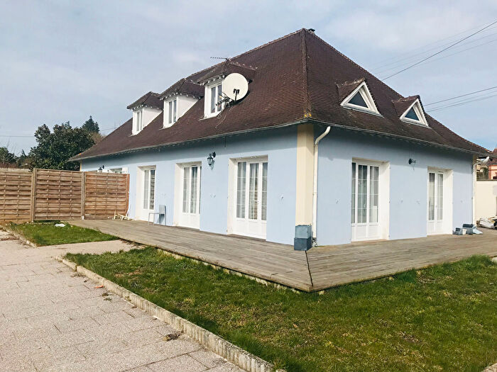 Maison à vendre - Nonancourt - 9 pièces - 6 chambres