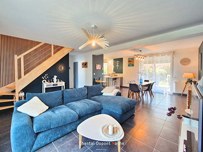 Maison 6 pièces à Amilly, à vendre