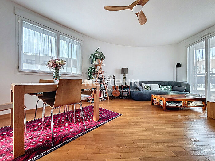 Appartement à vendre - Issy-les-Moulineaux, Les Epinettes, Le Fort, Les Hauts dIssy - 4 pièces - 3 chambres