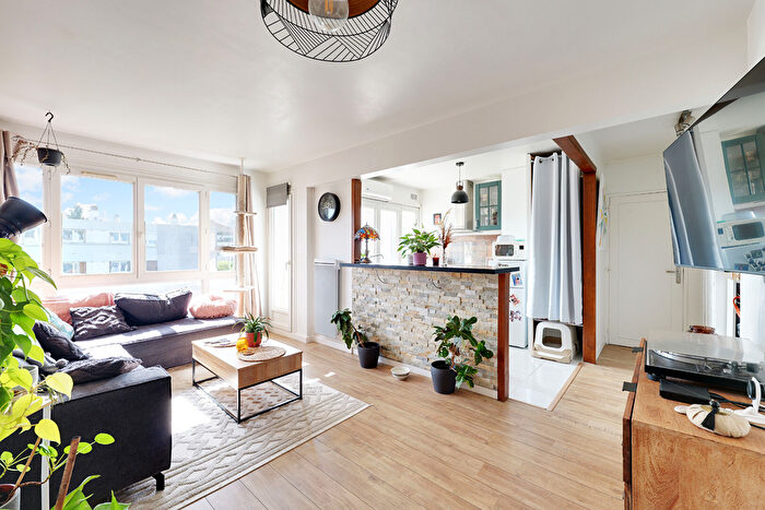 Appartement à vendre - Noisy-le-Grand, Ouest - 2 pièces - 1 chambre