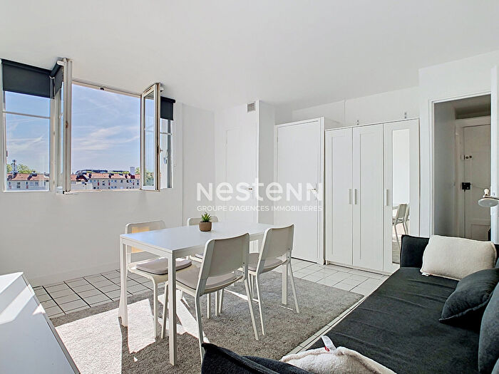 Appartement 1 pièce à louer à Issy-les-Moulineaux, Les Epinettes, Le Fort, Les Hauts dIssy