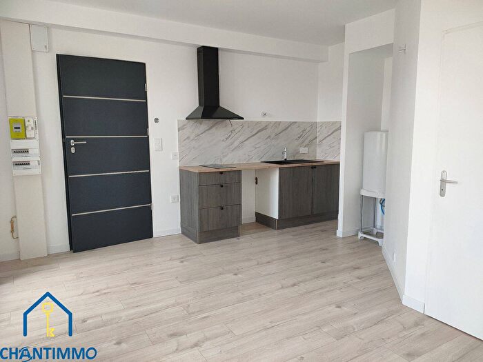 Appartement 1 pièce à louer - La Châtaigneraie