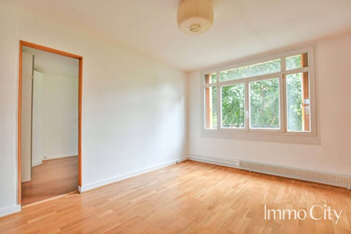 Berthelot-Avenue de Paris, Châtillon - Appartement 4 pièces à louer