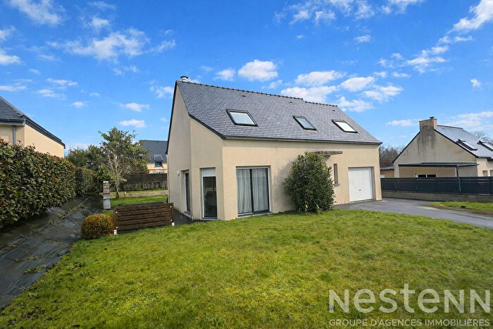 Maison à louer - Pluvigner - 4 pièces - 3 chambres