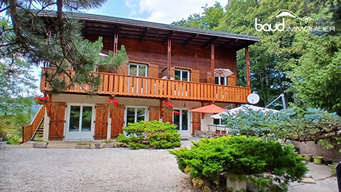 Maison 10 pièces à Villard-de-Lans, à vendre