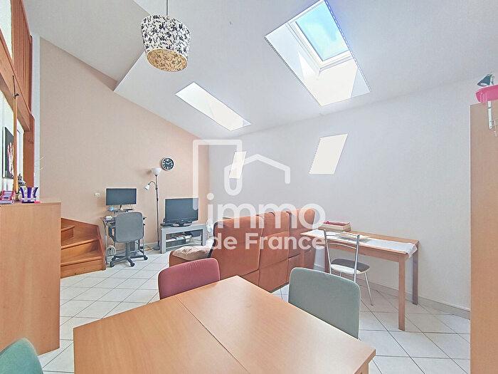 Appartement 2 pièces à Meximieux, à vendre