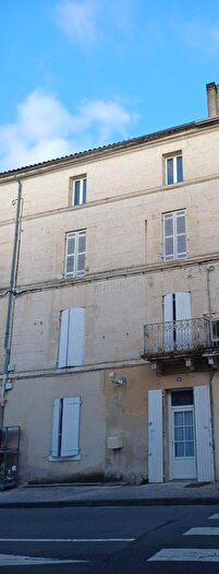 Appartement à vendre - Chalais - 5 pièces - 3 chambres