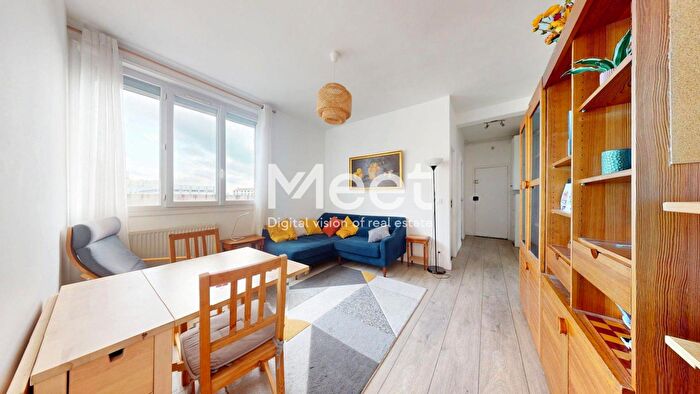 Appartement à vendre - Ivry-sur-Seine, Ivry Port - 2 pièces - 1 chambre