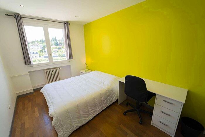 Appartement 6 pièces à louer - Monthieu-Saint François, Saint-Étienne