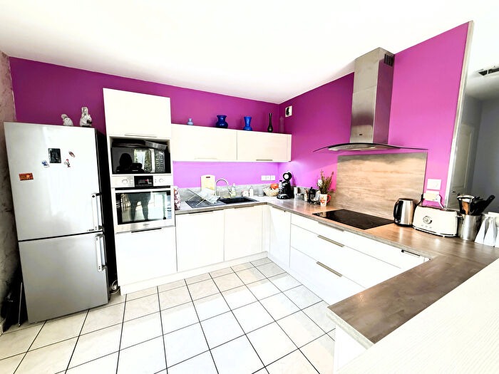 Appartement à vendre - Chambéry, Les Hauts de Chambery - 4 pièces - 3 chambres