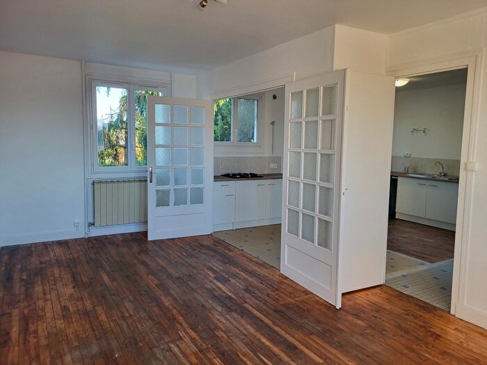 Maison à vendre - Thouars - 4 pièces - 3 chambres