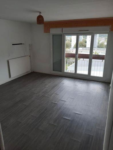 Les Iles de Mars-Les Olympiades, Le Pont-de-Claix - Appartement 4 pièces à louer