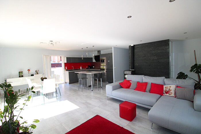 Montferrand-le-Château - Maison 5 pièces à vendre