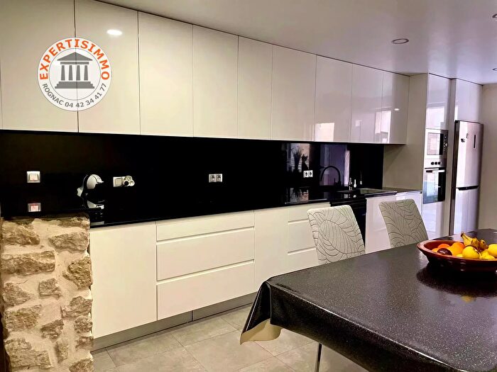 Maison à vendre - Berre-létang, Centre-ville, Le Béalet - 6 pièces - 4 chambres