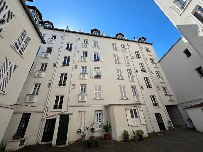Port sous la Lune, Nogent-sur-Marne : Appartement 1 pièce à louer