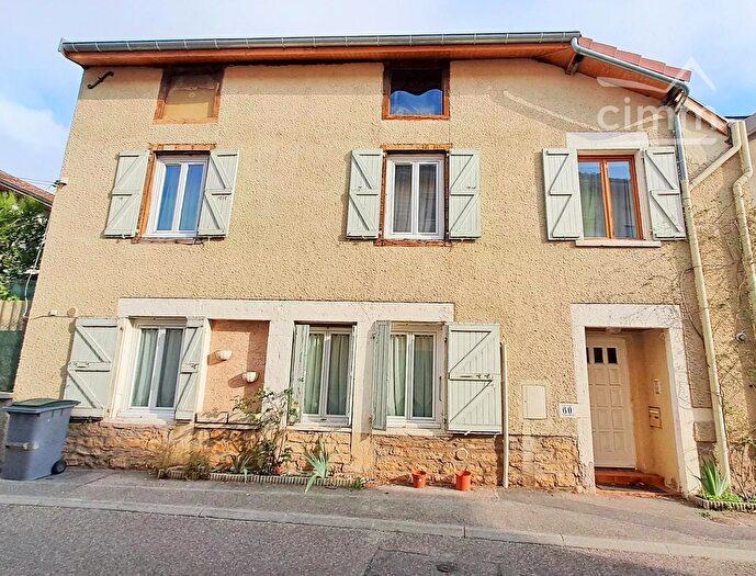 Maison à vendre - Saint-Savin - 7 pièces - 5 chambres