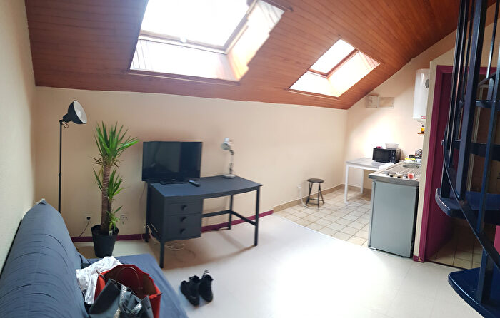 Clermont-Ferrand, Jaude, Fontgiève Saint-Alyre - Appartement 1 pièce à louer