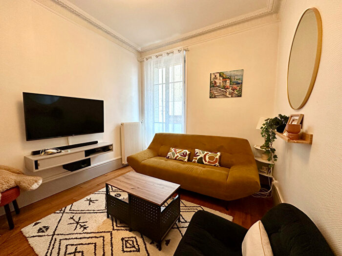 Appartement à louer - Dijon, Montchapet - 3 pièces - 2 chambres