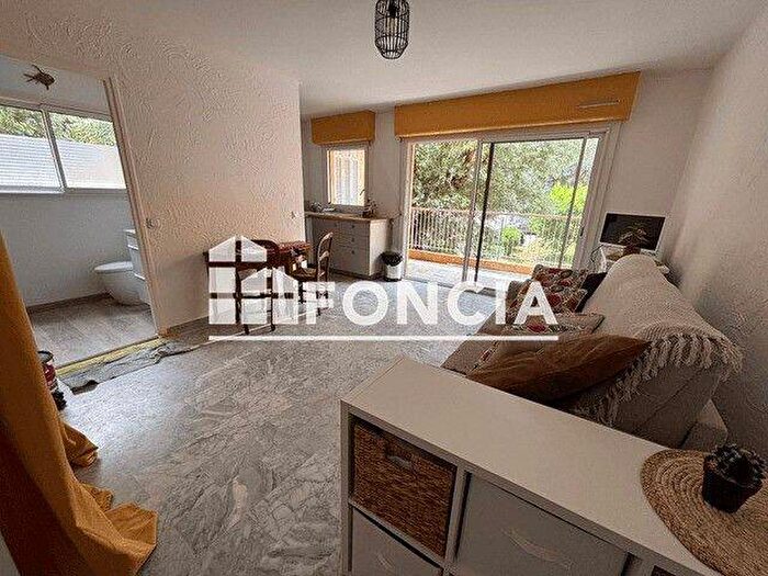 Le Centre Ville, Mandelieu-la-Napoule : Appartement 1 pièce à louer