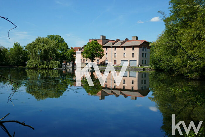 Maison à vendre - Roanne, Centre-ville, Varenne - 8 pièces - 6 chambres