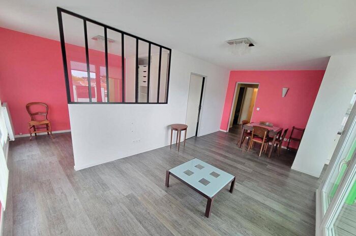 Appartement à louer - Mairie Bourg, Bègles - 3 pièces - 2 chambres