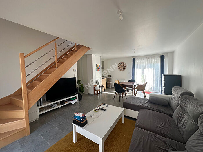 Maison à louer - Saint-Abraham - 4 pièces - 3 chambres