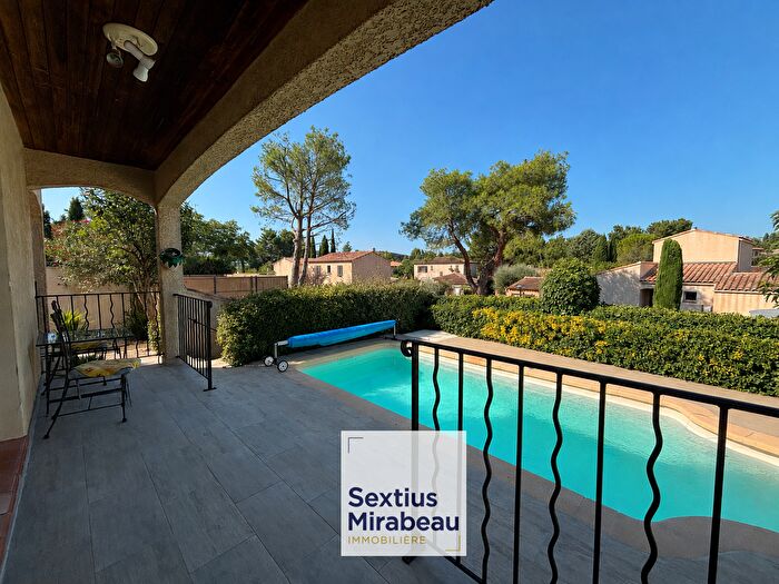 Maison 4 pièces à Aix-en-Provence, Jas de Bouffan, à vendre