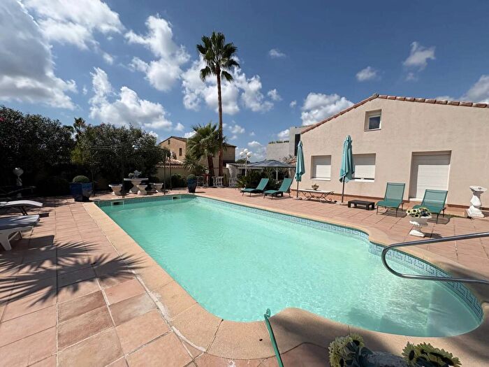 Maison à louer - Saint Martin-Le Miracle, Mougins - 6 pièces - 6 chambres