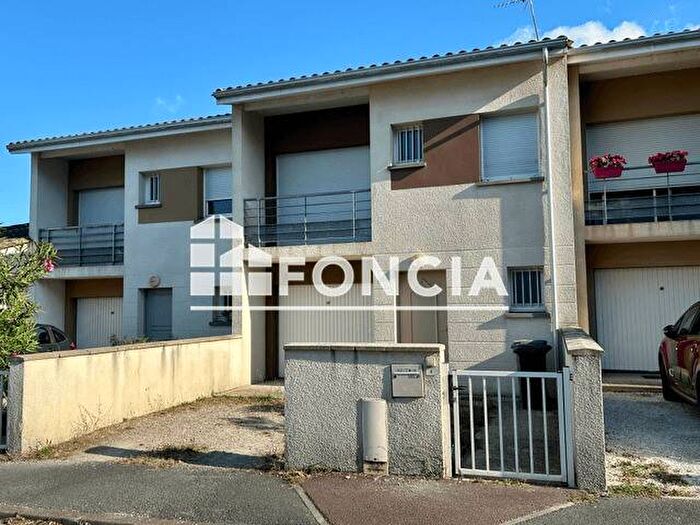 Maison à louer - Croix de Leysotte-Chanteloiseau-Saint Bris, Villenave-dOrnon - 4 pièces - 3 chambres