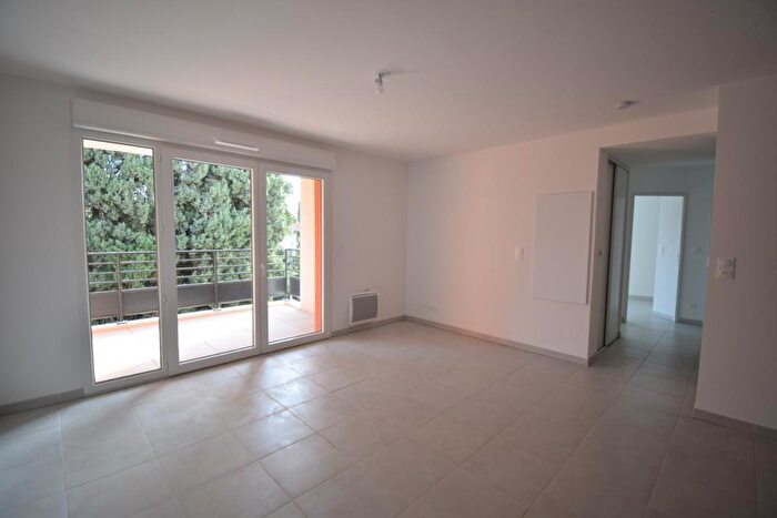 Appartement à louer - Hyères, Gare, Godillot - 3 pièces - 2 chambres