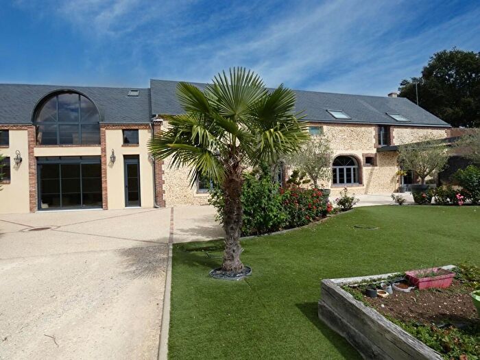 Marcilly-la-Campagne : Maison 8 pièces à vendre