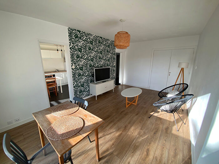 Appartement à vendre - Les Sables-dOlonne, Les Roses, Route du Château dOlonne - 3 pièces - 2 chambres