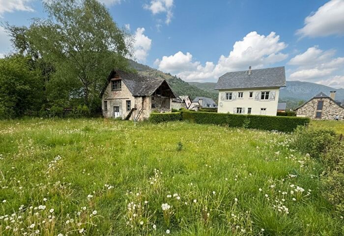 Arrens-Marsous : Maison 8 pièces à vendre