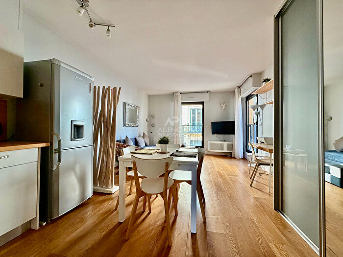 Appartement à louer - Versailles, Notre Dame - 2 pièces - 1 chambre