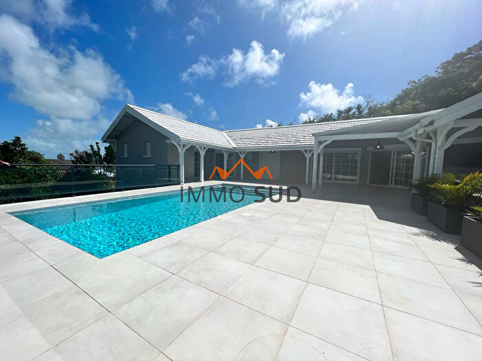 Maison à louer - Le Gosier - 5 pièces - 4 chambres