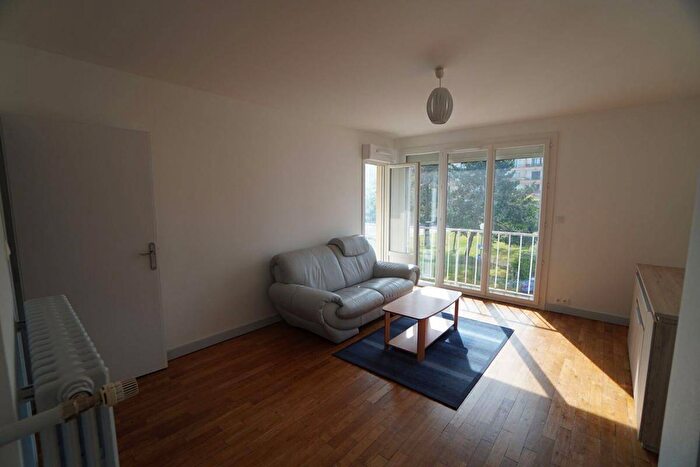 Abattoirs, Dijon : Appartement 4 pièces à louer