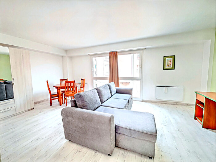 Appartement à vendre - Gif-sur-Yvette, Centre-ville, Mérantaise - 1 pièce