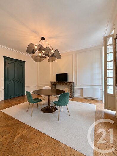 Appartement 4 pièces à louer à Moulins, Centre-ville